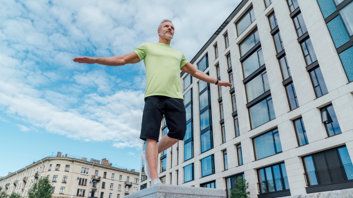 How Long You Can Balance on One Leg Reveals This About Your Biological ...
